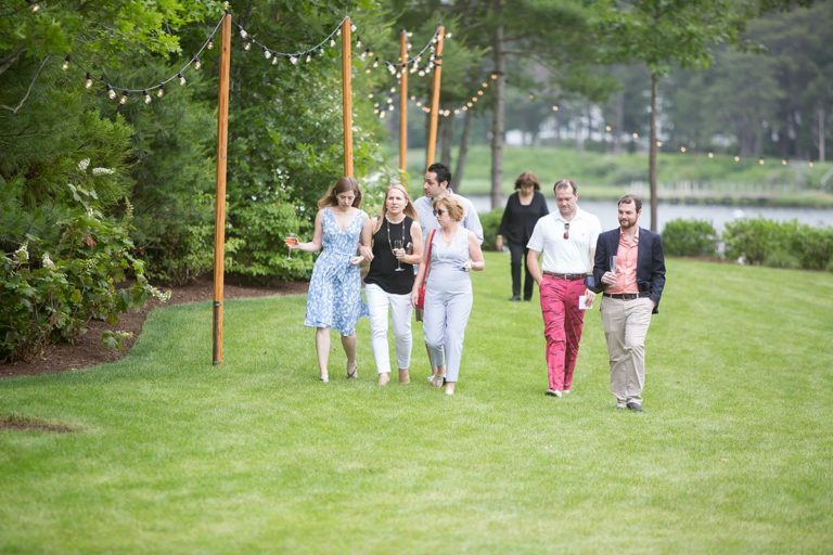 How to Host the Perfect Backyard Clambake - Sperry Tents